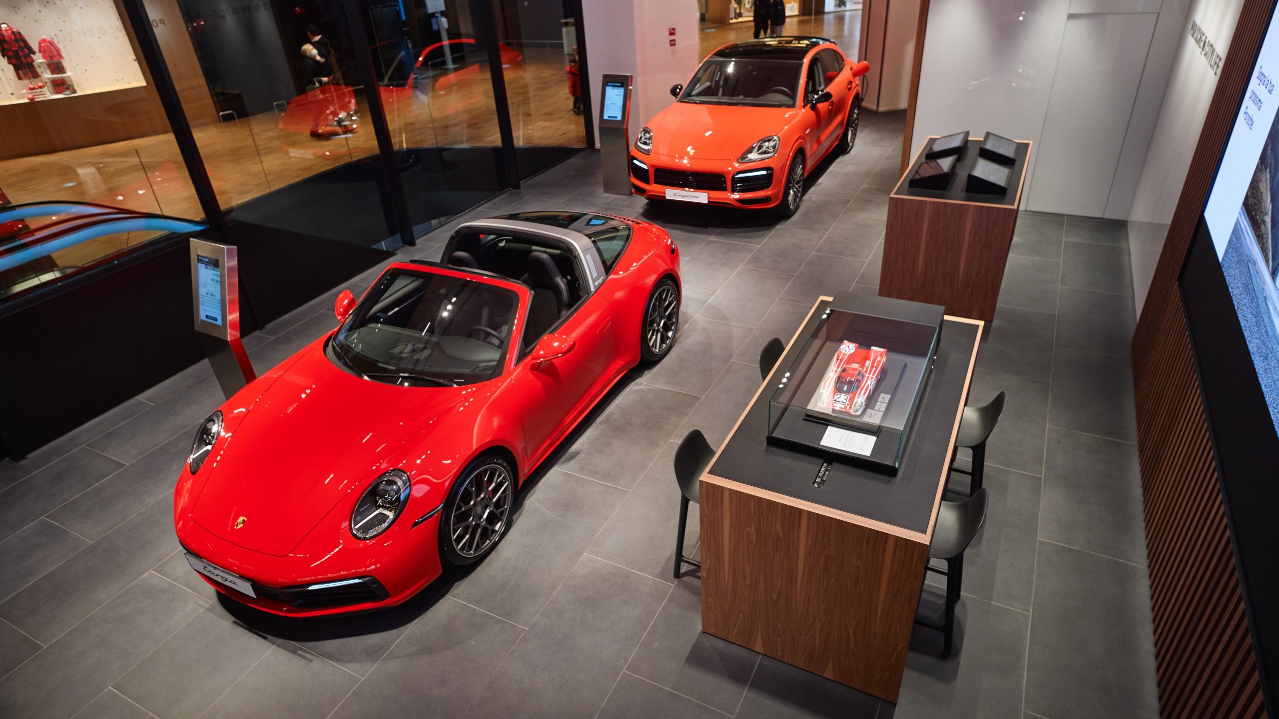 Porsche@CityLife | Vivi l’esperienza. Ama la Città.