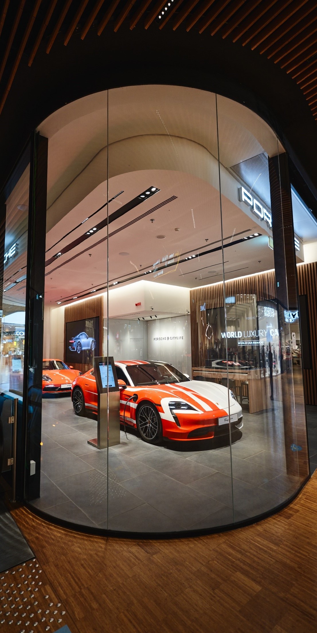 Porsche@CityLife | Vivi l’esperienza. Ama la Città.